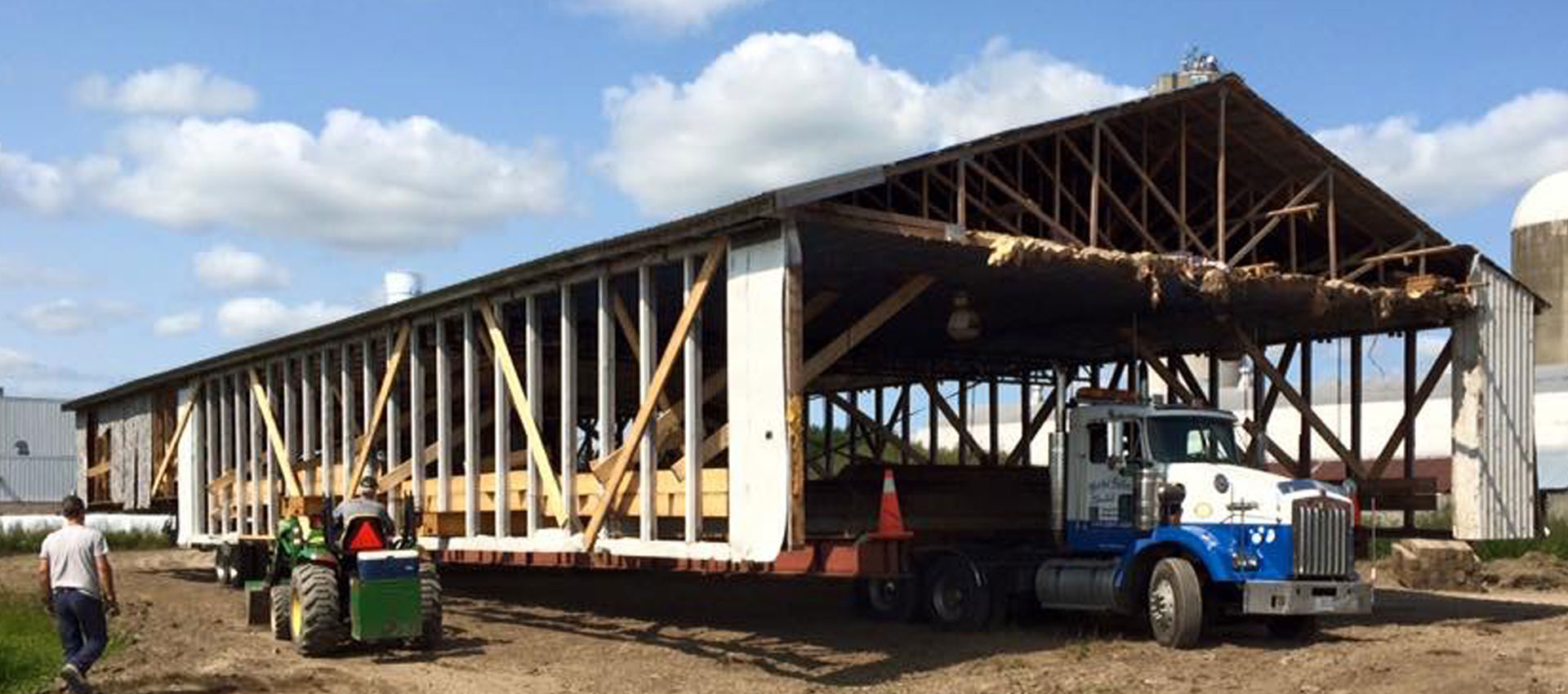 Transport et levage de maison Michel Fallon inc.